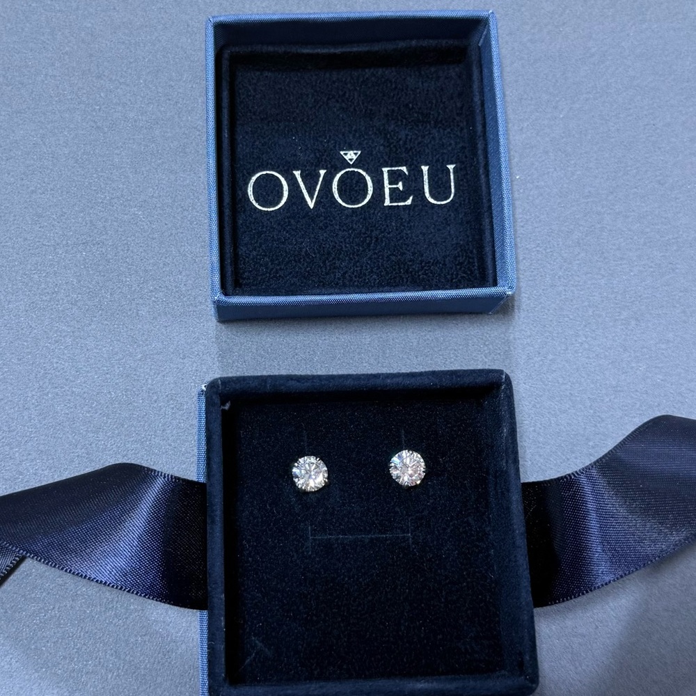 Ovoeu | Jewelry | Platinum Round 3 Carat Total Weight Labgrown Diamond ...